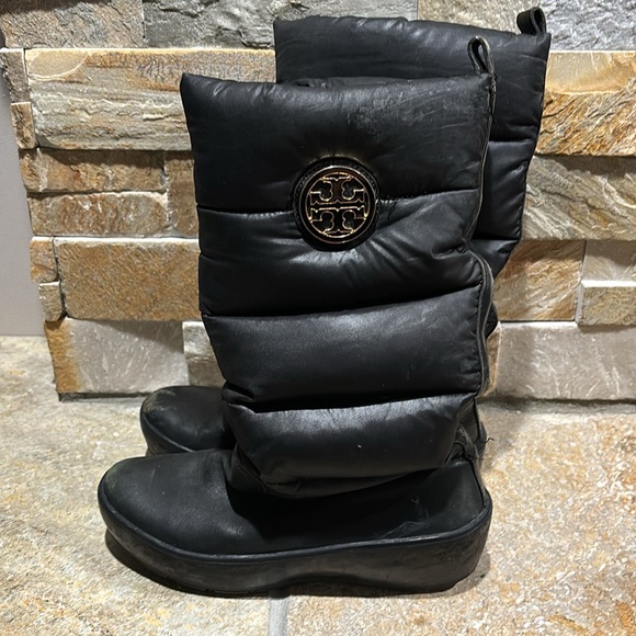 Tory Burch | Shoes | Used Tory Burch Black Puffer Boots With Gold ...